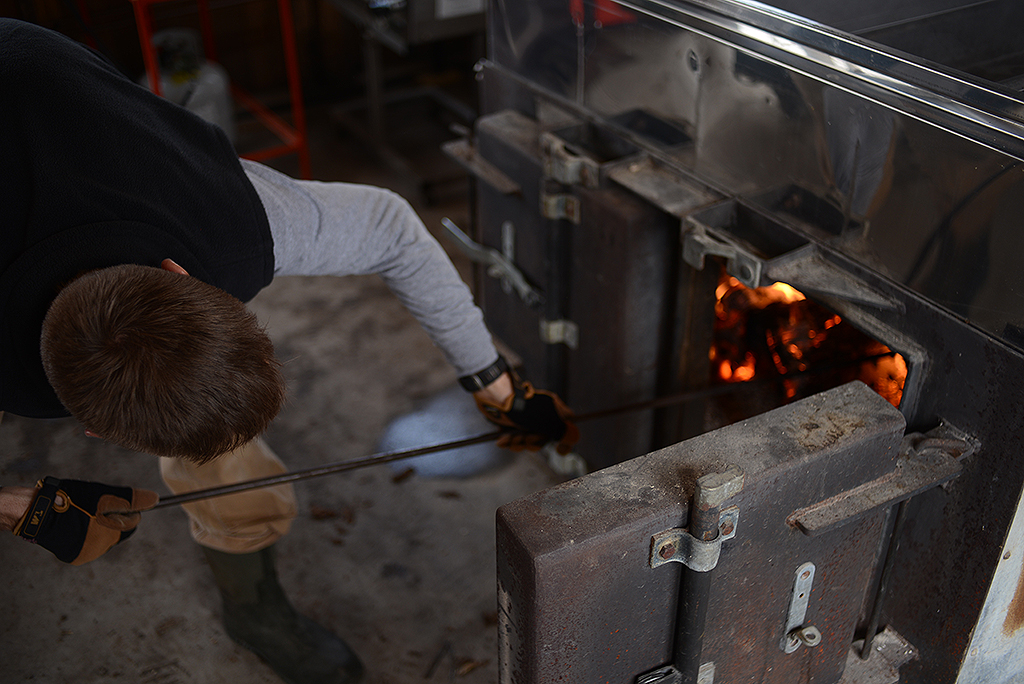 Boiling | Somerskogen Sugarbush - 100% Pure Minnesota Maple Syrup